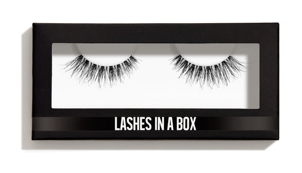 LASHES IN A BOX N°26 - One Pair – LASHES IN A BOX®